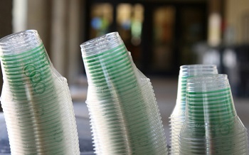 Conferência “Repensar os plásticos na transição para uma economia ...